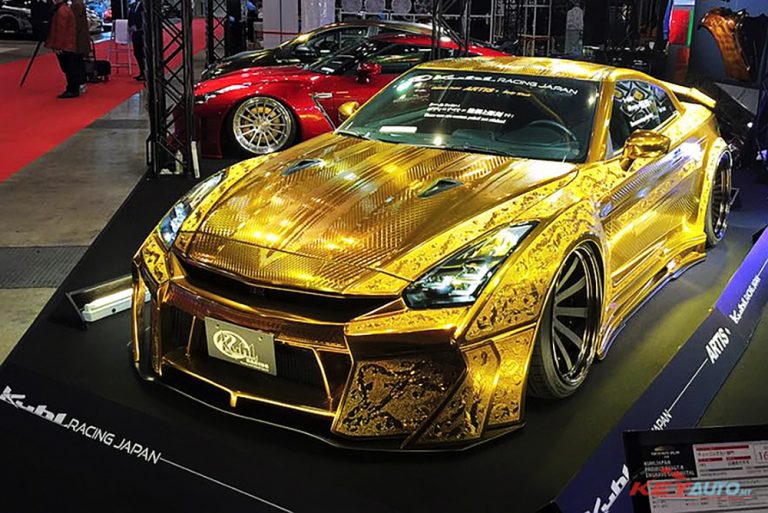 2014 Nissan GT-R R35 “Golden God of War” รถ GT-R มือสองที่แพงที่สุดในโลก