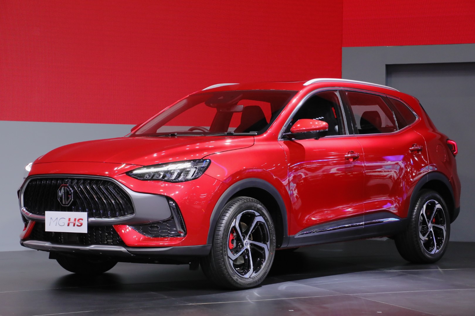 เปิดตัว NEW MG HS และ NEW MG HS PHEV โฉมใหม่ ในไทยอย่างเป็นทางการ!