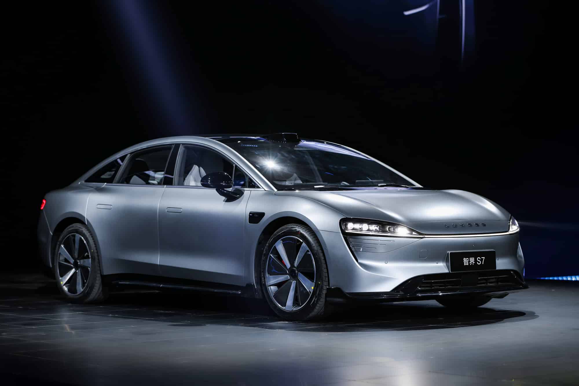 เปิดตัว Luxeed S7 รถไฟฟ้ารุ่นใหม่ วิ่งไกลสุด 855 กม. ราคาเริ่ม 1.24 ล้านบาท