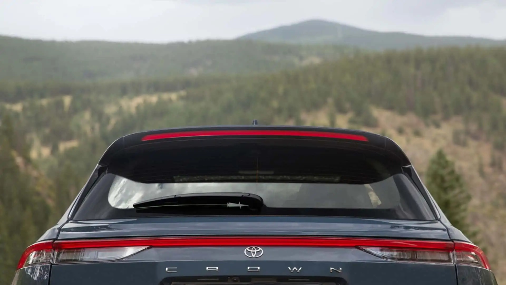 เตรียมเปิดตัว Toyota Crown Estate 14 พฤศจิกายนนี้