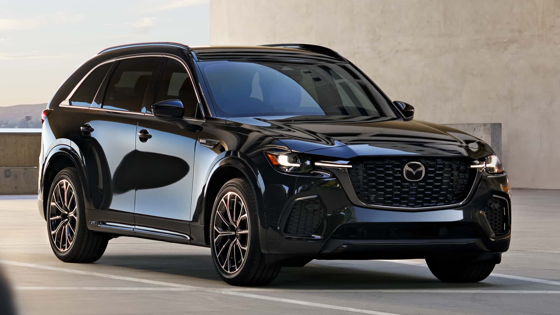 เปิดตัว Mazda CX-70 2025 รถ SUV รุ่นใหม่ 3.3 ลิตร เทอร์โบชาร์จ อย่างเป็นทางการ